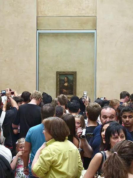 D'Mona Lisa mécht fir Touristen