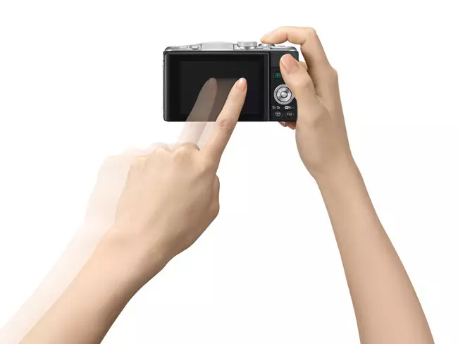 Lumix GF6 සංදර්ශකය