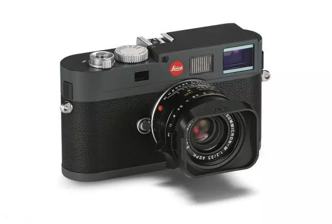 Leica TÔI