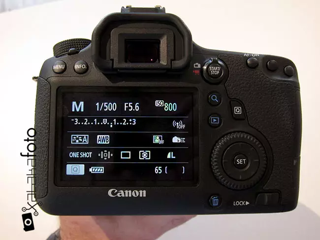 Zobrazenie obrazovky Canon EOS 6D