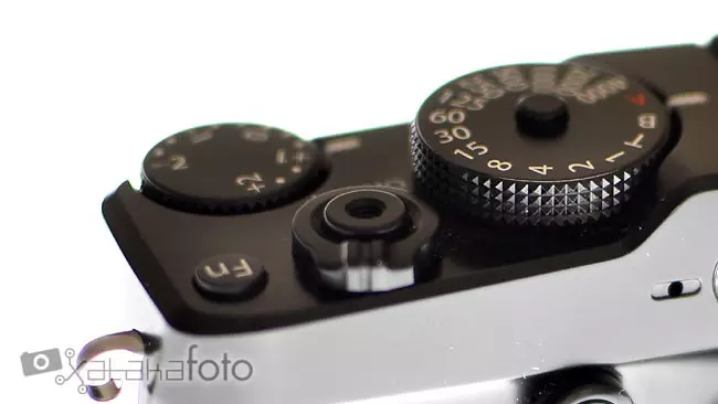 Pamje e detajeve të ruletës Fujifilm XPro-1