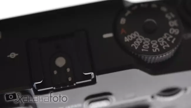 Fujifilm XPro-1 ફ્લેશ શૂ વિગતવાર દૃશ્ય