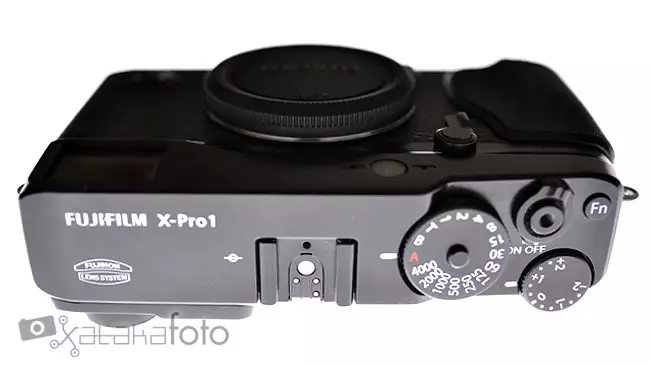 Fujifilm XPro-1 pamje e sipërme