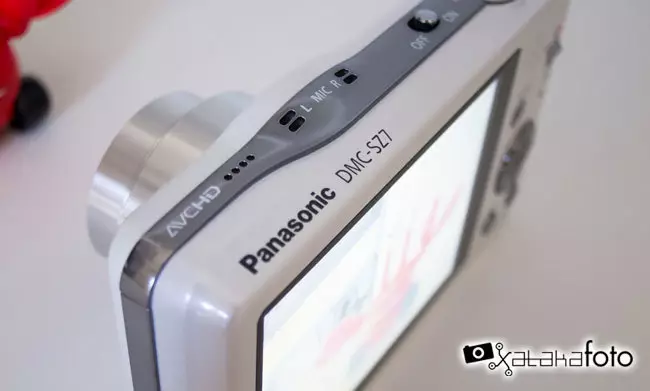 Panasonic Lumix DMC-SZ7 mikrodetalj