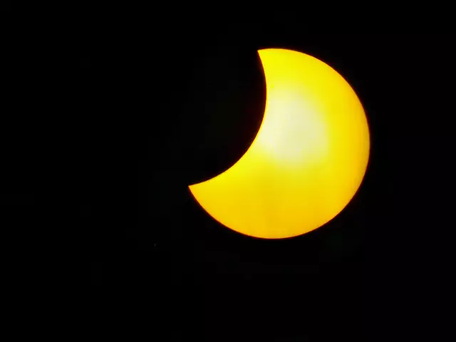 eclipsi solar