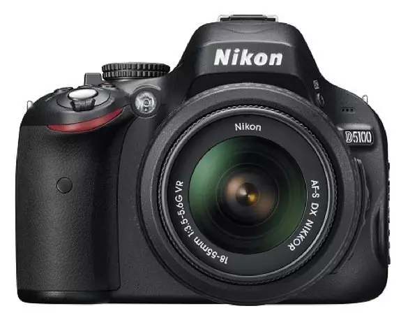 nikon-d5100-from-front.jpg