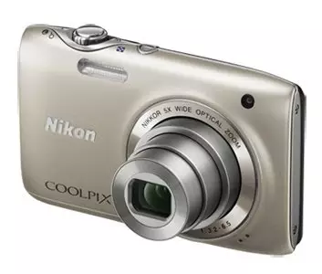 I-Nikon Coolpix S3100