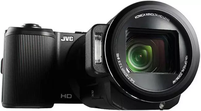 JVC savā jaunajā GC-PX10 apvieno video un fotogrāfiju