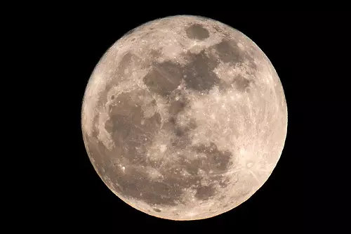მთვარე 19 მარტი