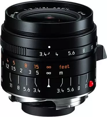 Leica retouche sa gamme et se tourne vers le photojournalisme