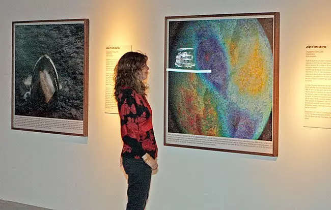 JOAN FONTCUBERTA. גוגלראַמאַ. אָזאָנע און סינגקינג פון פּרעסטיזש