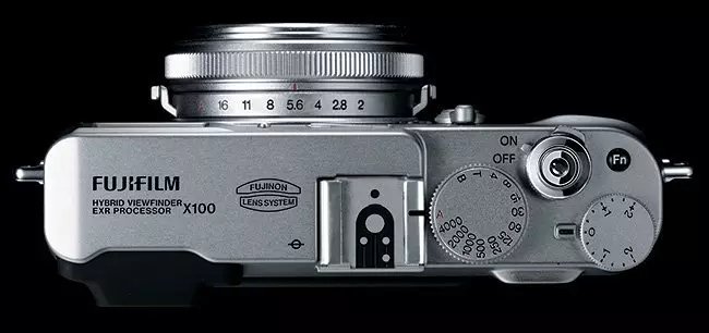Fujifilm x100 (pohľad zhora)