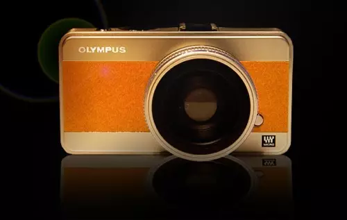 olympus micro ສີ່ສ່ວນສາມ prototype