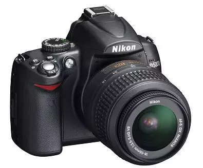 Nikon D5000, nws yog official