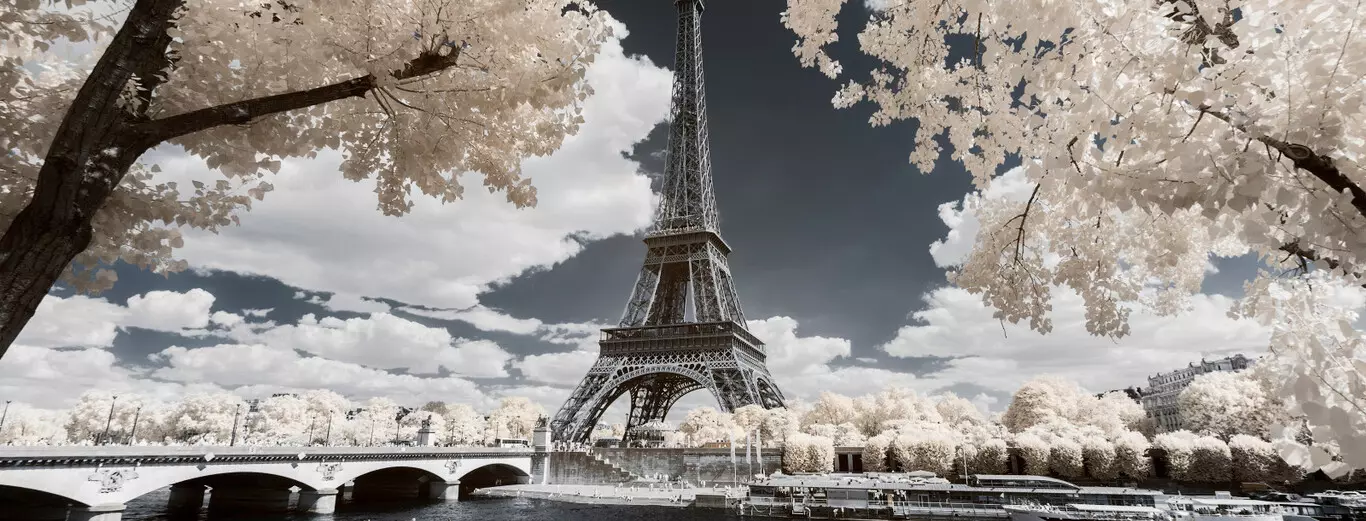 Prancis kaya sing durung tau dideleng sadurunge liwat foto infra merah sing sugestif saka Pierre-Louis Ferrer