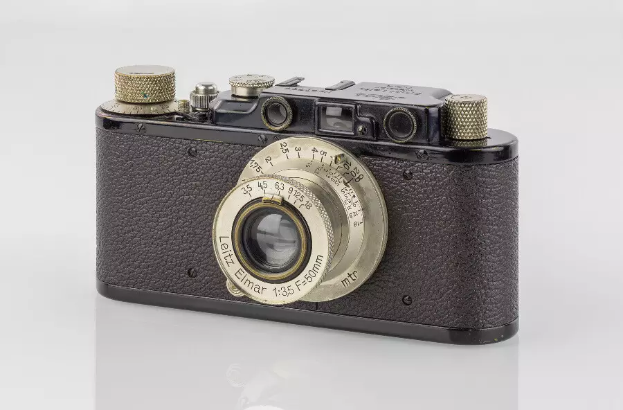 Lei0150 198 Leica Ii Schwarz Sn 67777 1931 M39 Front View Umbau Von Ic 0