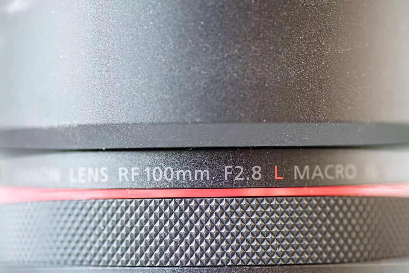 Canon RF 100mm f/2.8L ਮੈਕਰੋ USM ਹੈ