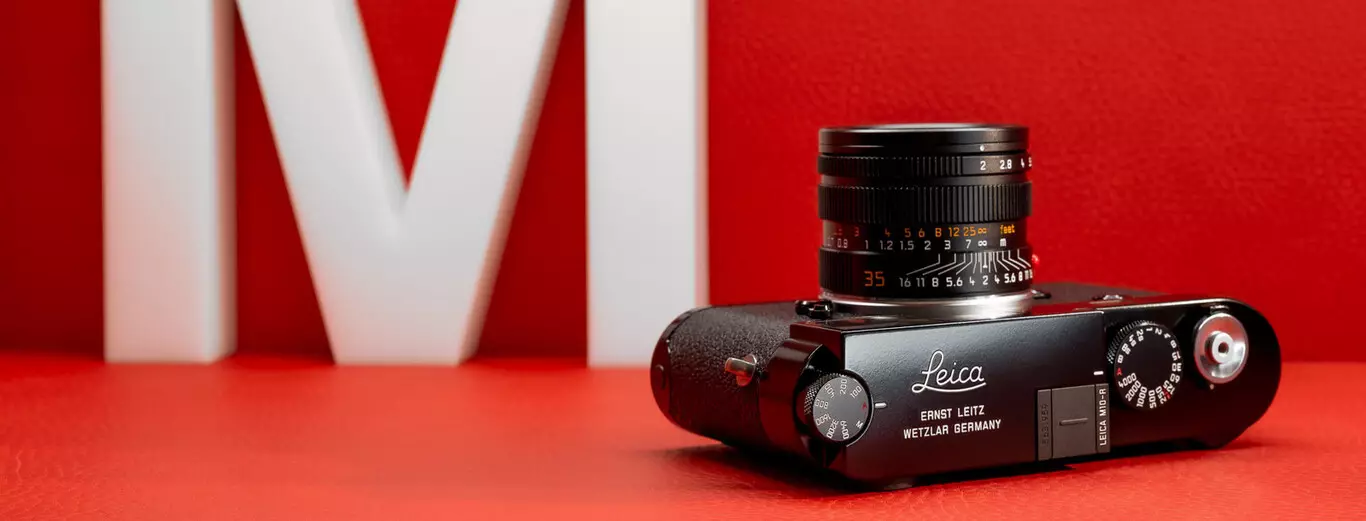 Leica M10-R Rangi Nyeusi, vipengele, bei na karatasi ya data