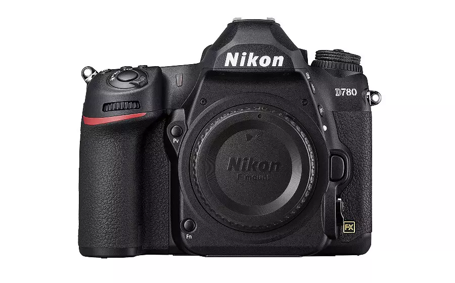 Nikon D780