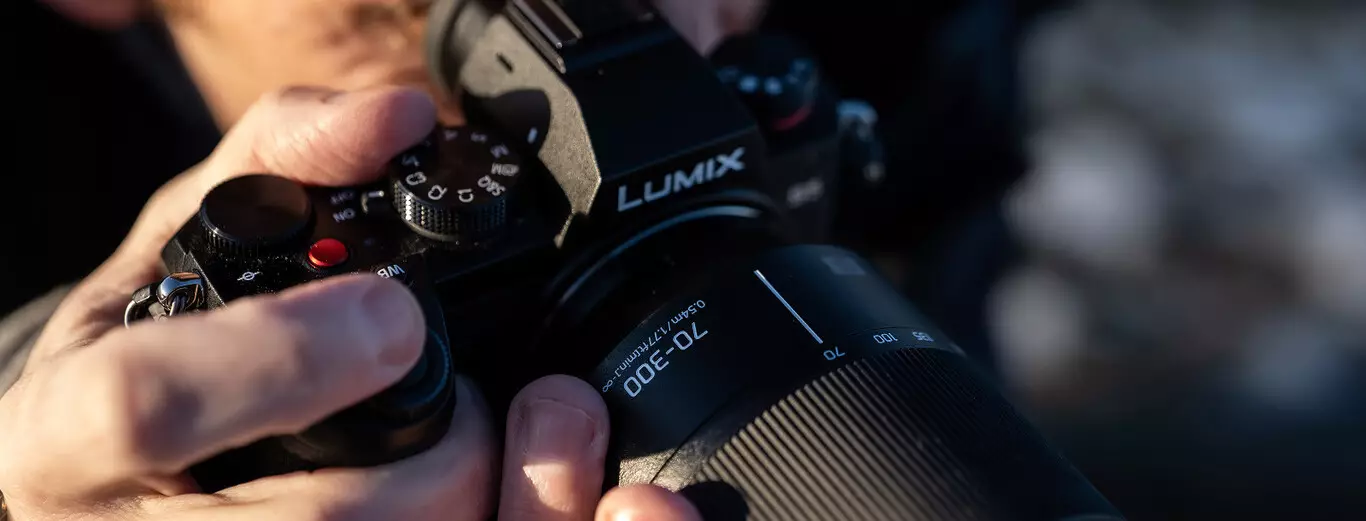 Panasonic is wer it doel fan geroften dat it har fotografyske bedriuw wol ferkeapje (lykas Olympus die)