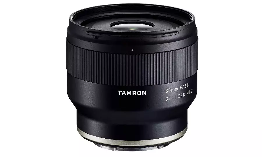 Tamron 35 F28 Di Iii Rxd