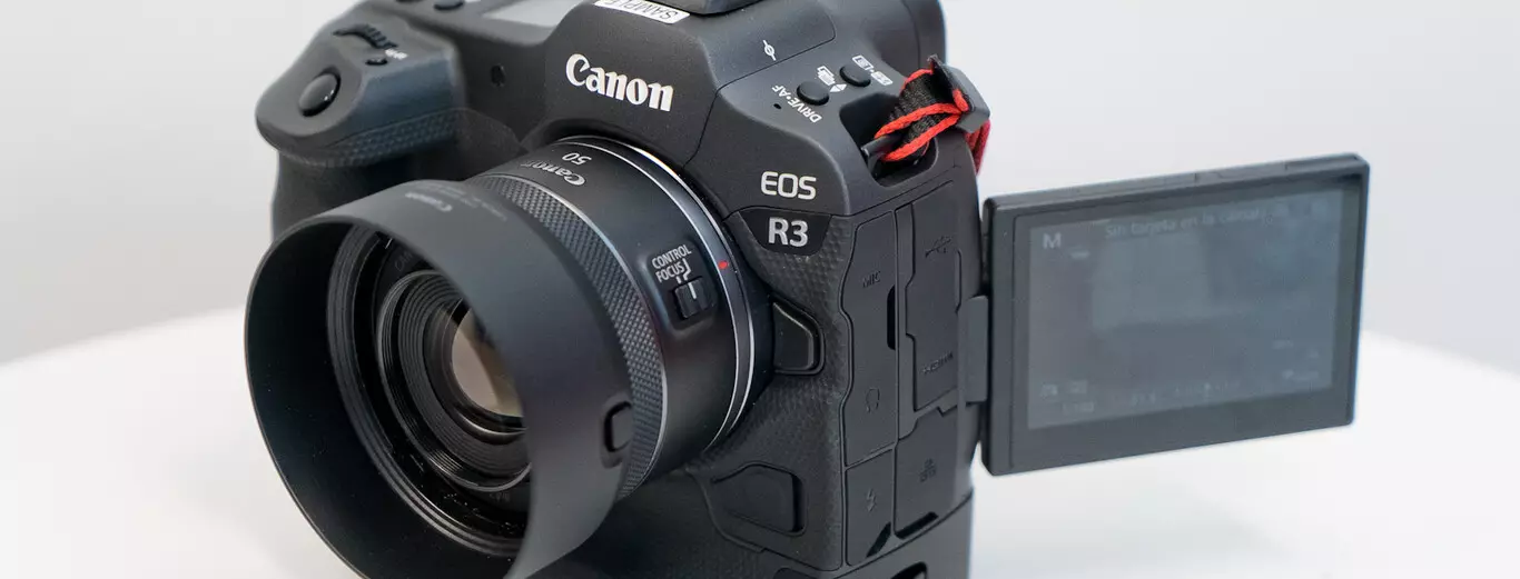 Canon EOS R3, touchdown ndi magalasi omwe amafunidwa kwa akatswiri amasewera ndi zochita