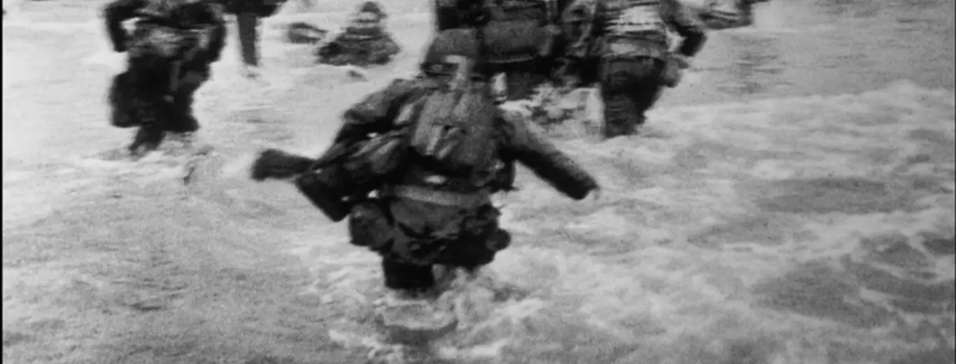 Robert Capa dan realiti gambar-gambar terkenal pendaratan Normandy