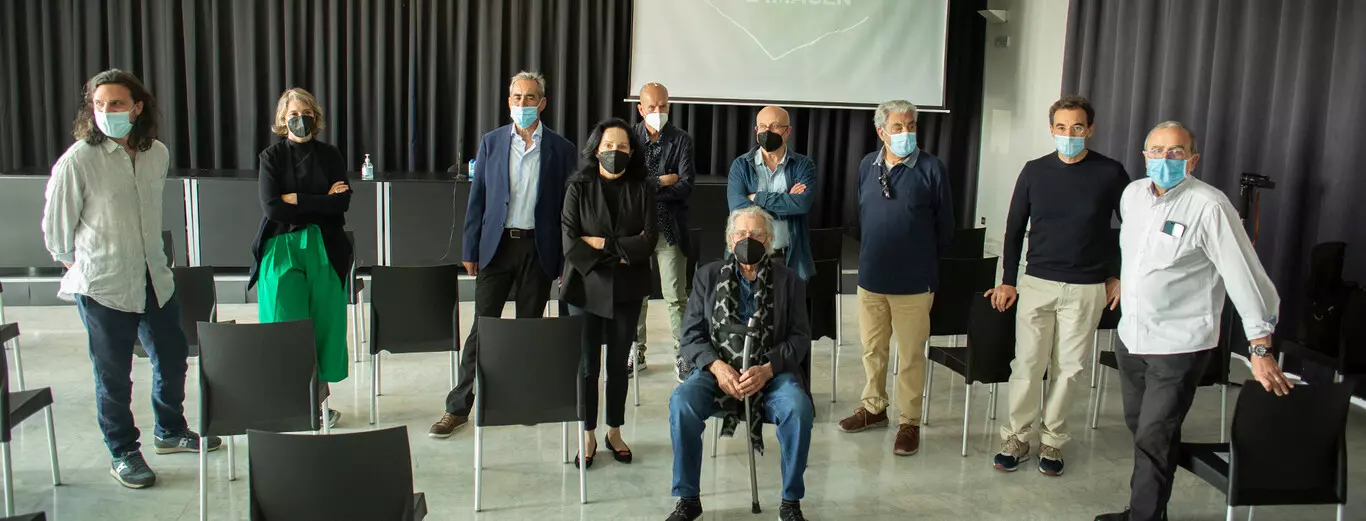 Združenje je rojeno, da bi se borilo za nacionalni fotografski center in preprečilo izgubo arhivov španskih fotografov