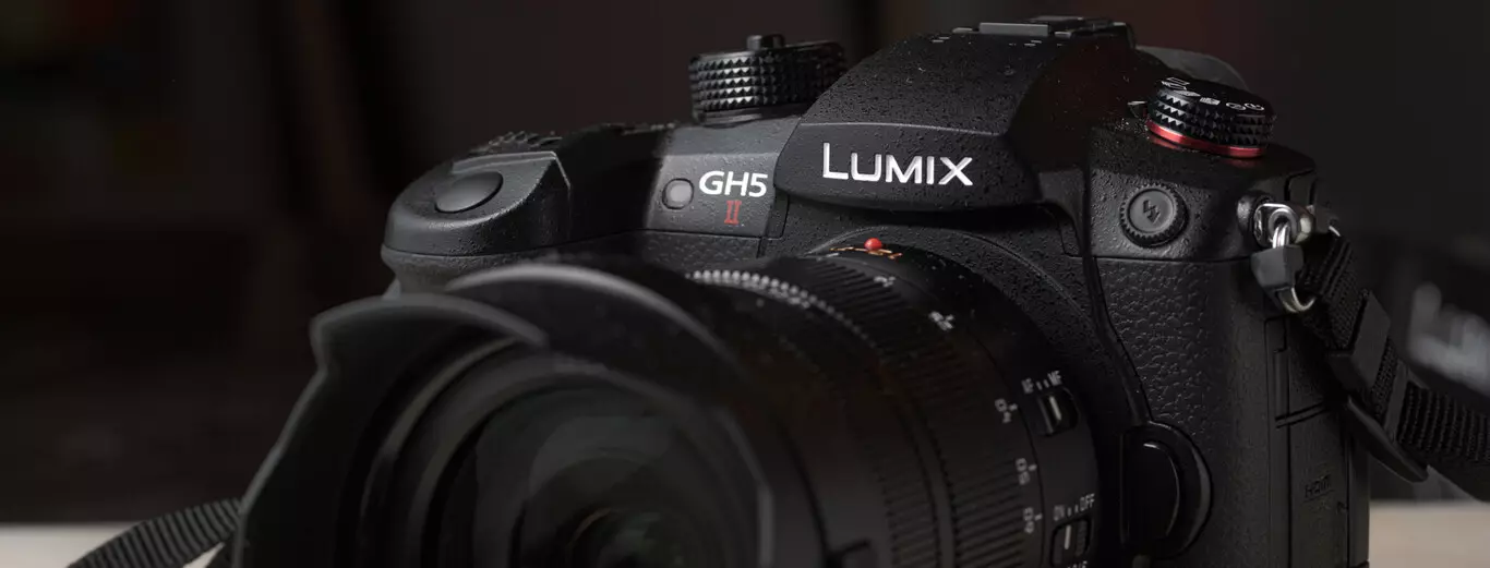 Panasonic GH5 II, kontaktua, ezaugarriak, prezioa