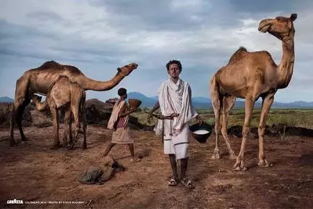 Afslørede fotografierne, der udgør Lavazza 2015-kalenderen af McCurry 20072_21