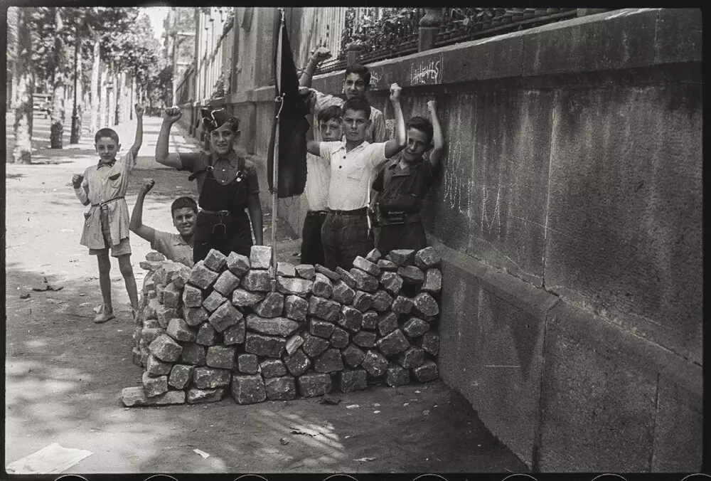Antoni Campana Barricade van Joguina Carrer Diputacio Agost 1936