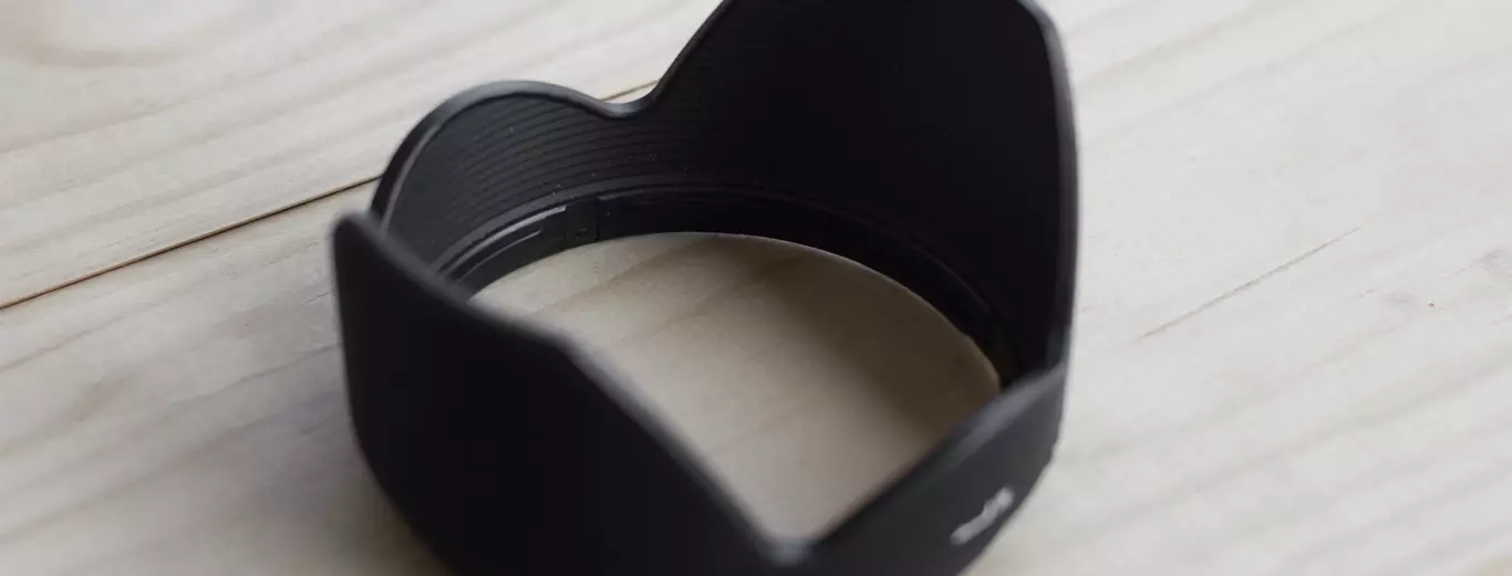 Ang lens hood: kailan ito gagamitin, paano at bakit