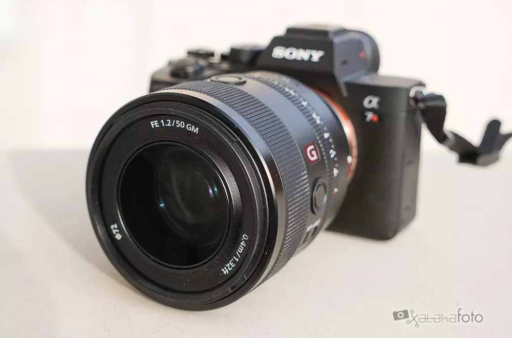 Sony 50mm F12Gm