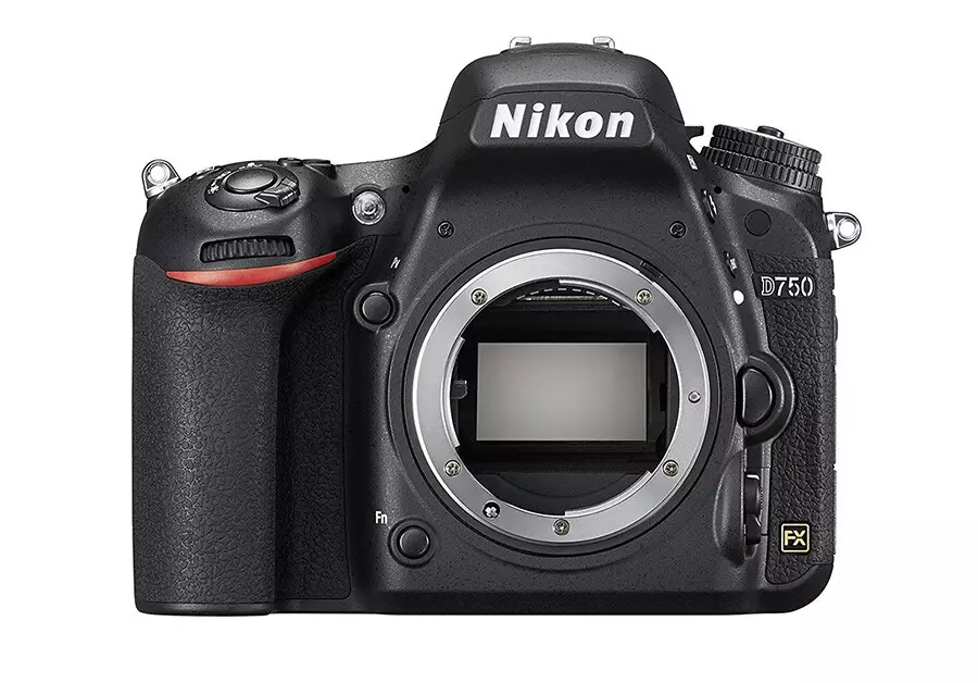 Nikon D750 yfirbygging