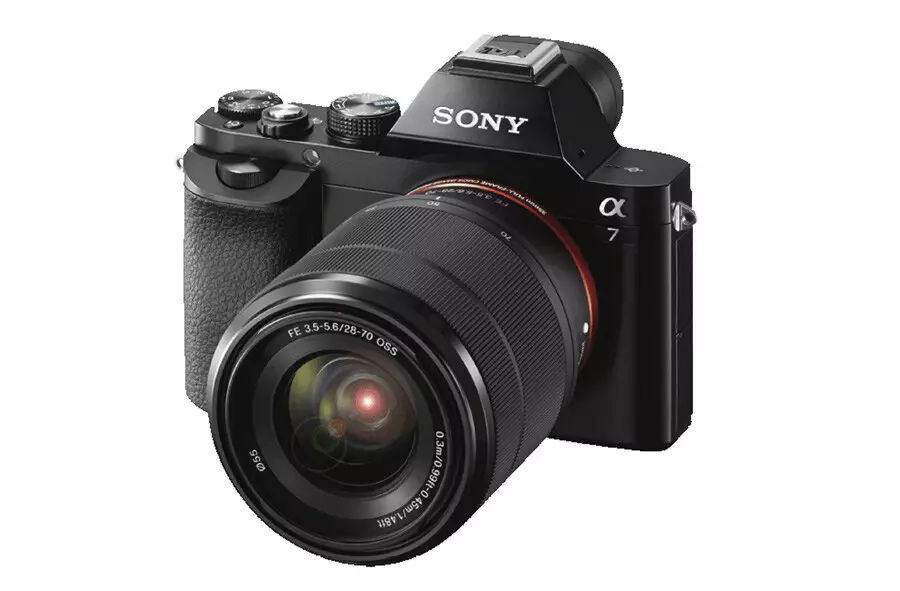 sony a7 ပါ။