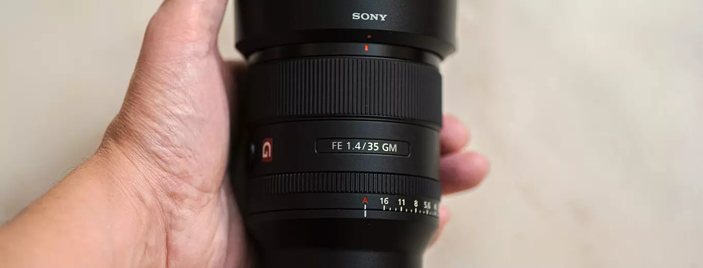 Sony FE 35mm f1.4 GM Review: Ko'cha fotosuratlari uchun eng aniq ob'ektiv