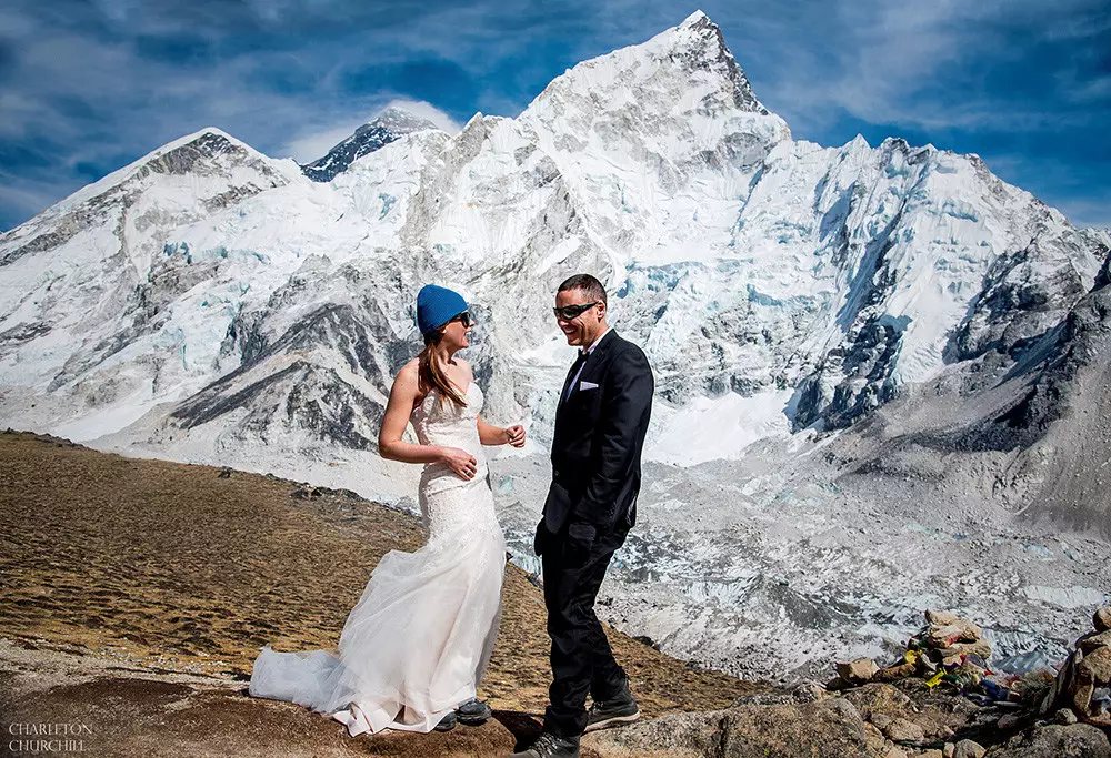 Pernikahan Everest Charleton Churchill 4