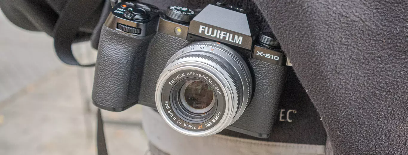 Fujifilm X-S10: контакт, үзенчәлекләр, бәя