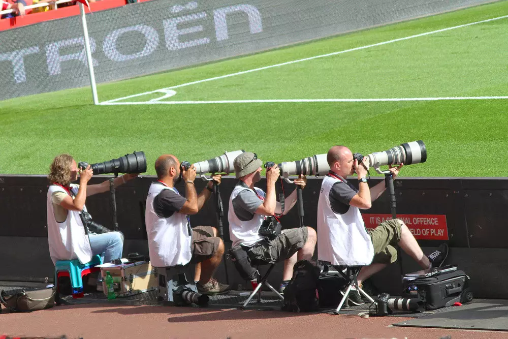Jurnalis Foto Liga Sepak Bola 12