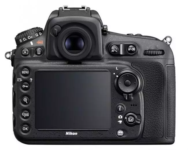 Nikon810-5.jpg