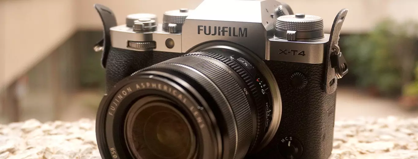 Fujifilm X-T4, features, price, technical sheet and contact