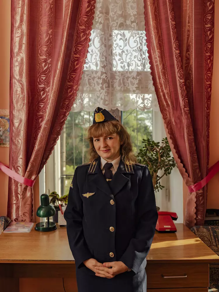 साशा मास्लोव्ह द्वारे युक्रेनियन रेलरोड लेडीज