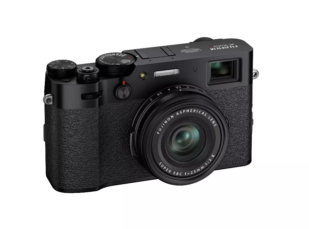 X100v Black Diagonal 2