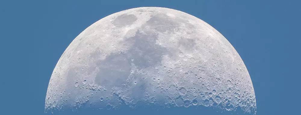 La beauté de la lune, la récupération de la mémoire historique, le feu et la glace et plus encore : Galaxy Xataka Photo