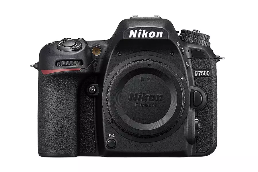 Nikon D7500 2
