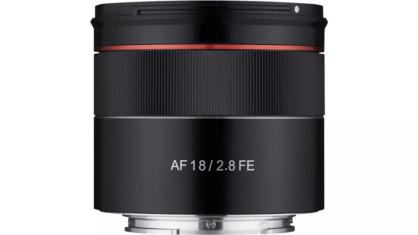 Samyang Af 18mm F2 8 Fe Lens Side View Jpg Optimal