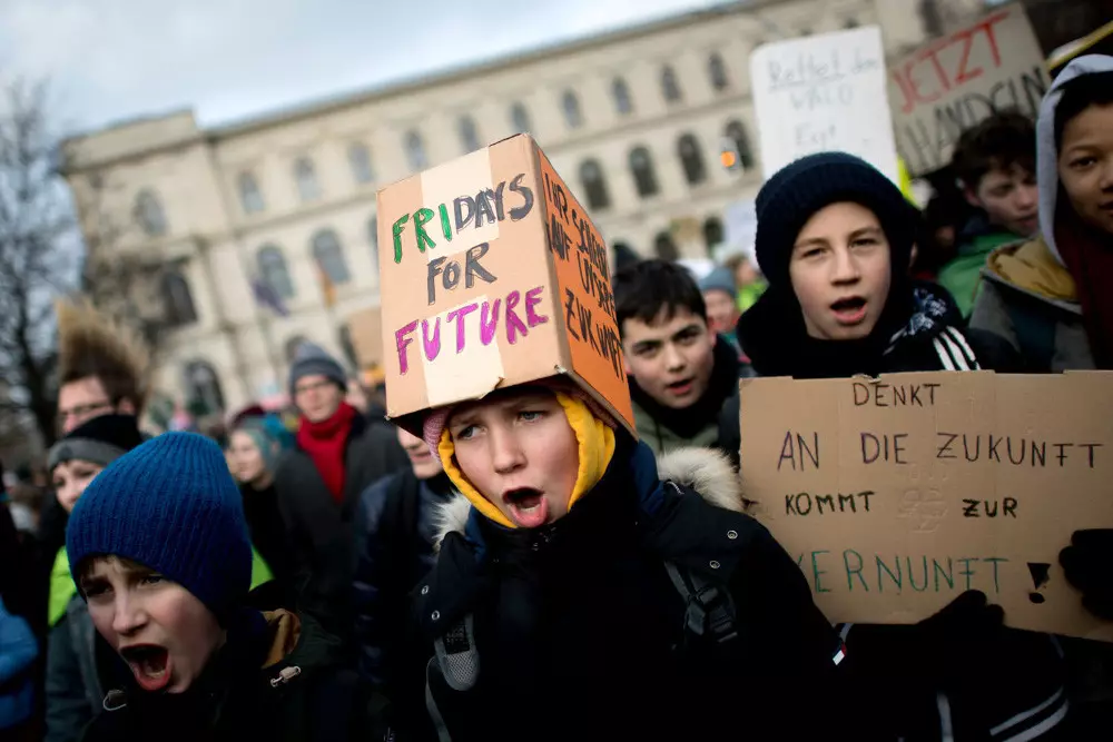 Protes Iklim Fridaysforfuture 2