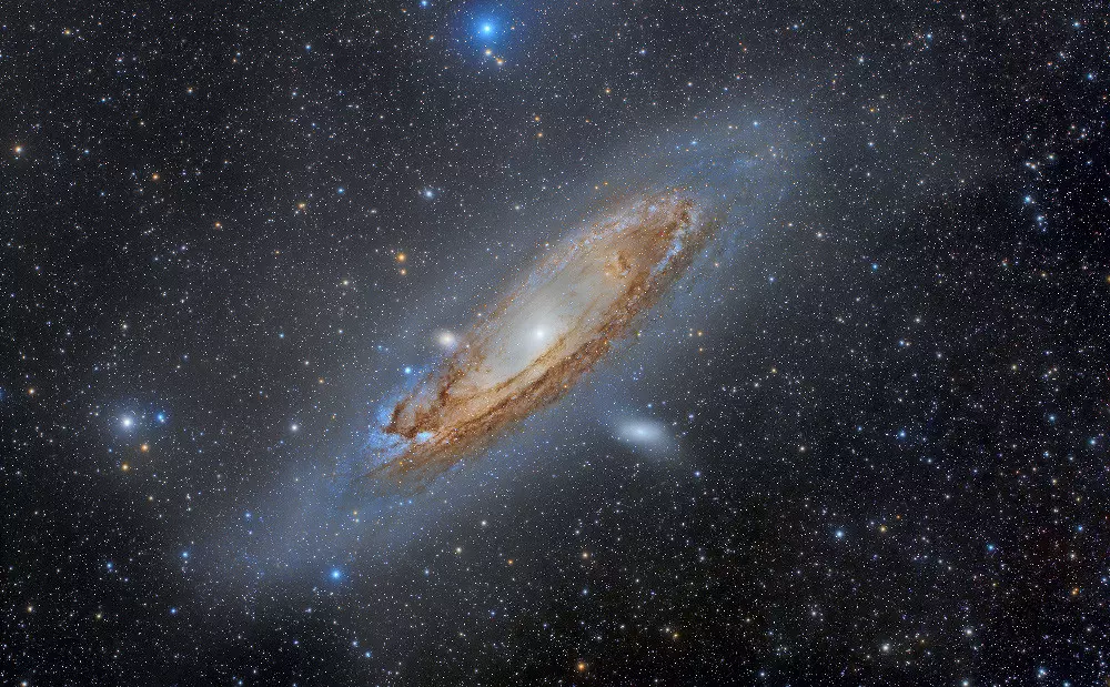 Andromeda Galaxy R Raul Villaverde Fraile