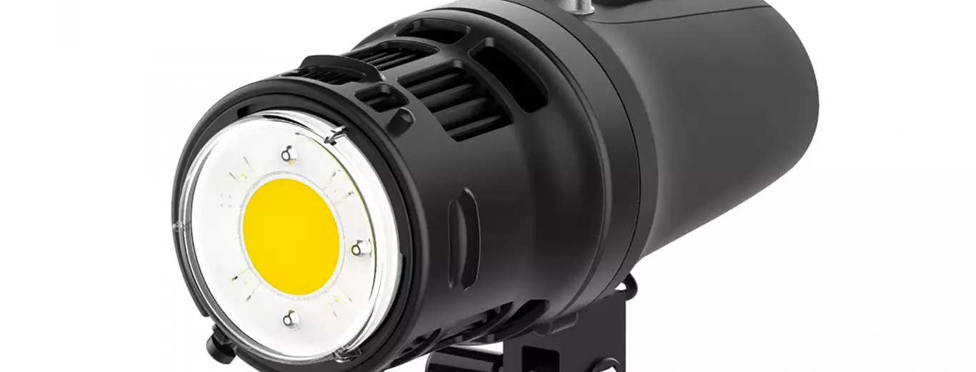 Elinchrom ELM8: Das erste LED-Dauerlicht der Schweizer Marke