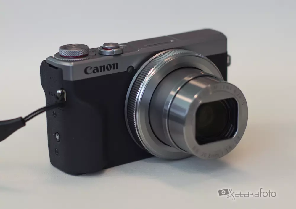 Canon Powershot G7 Mark III 12